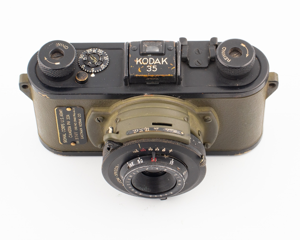Signal Corps U.S. Army Camera PH 324